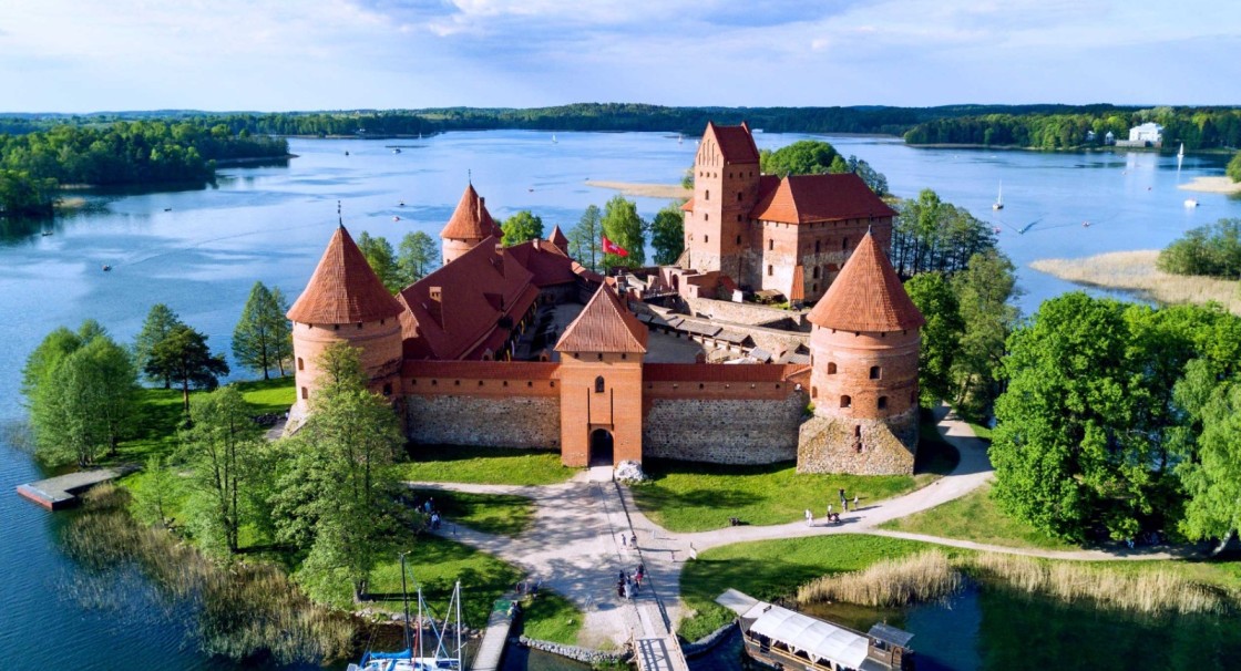 Charming Lithuania: Cold Climate, Convenient Travel, Captivating Story ...